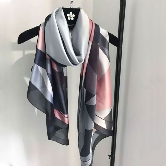 Luksuzna damska marama Silky Lady Luksuzna damska marama Silky Lady
